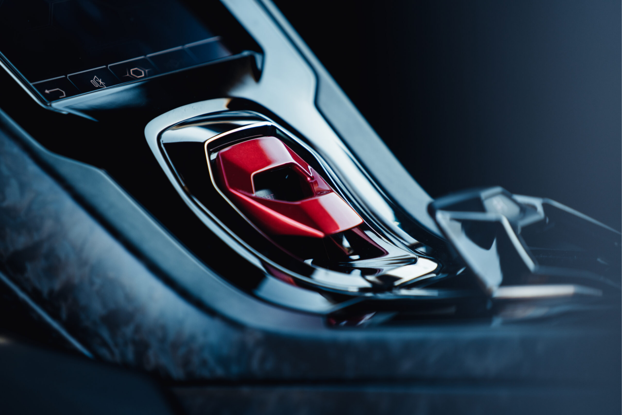 Car rental and car tokenization | Hunos